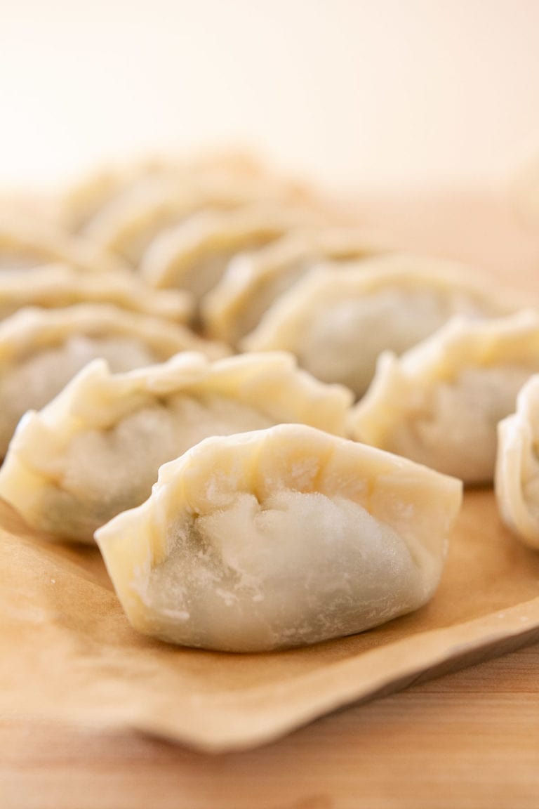 boiled dumplings with juicy snow pea leaves and shrimp 豆苗蝦水餃 • The ...