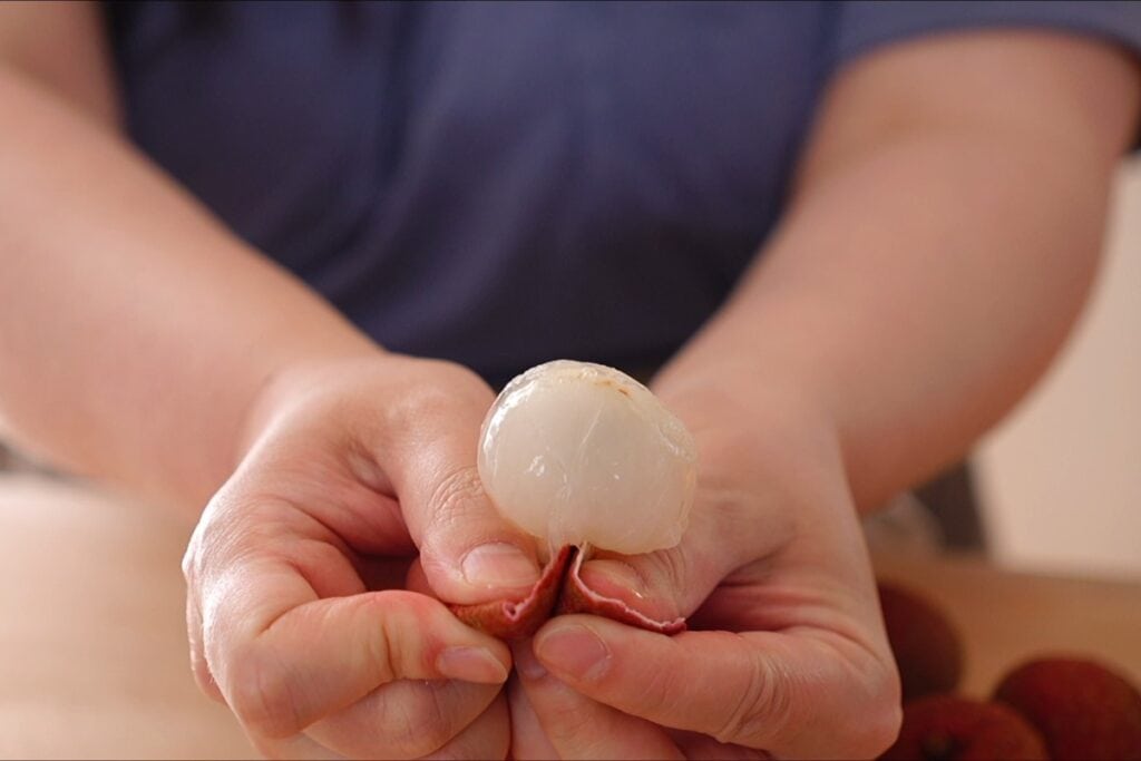 easy lychee drink (mocktail) from a Taiwanese chef