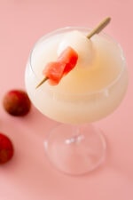 how to eat lychee (chef's guide and easy way to peel)