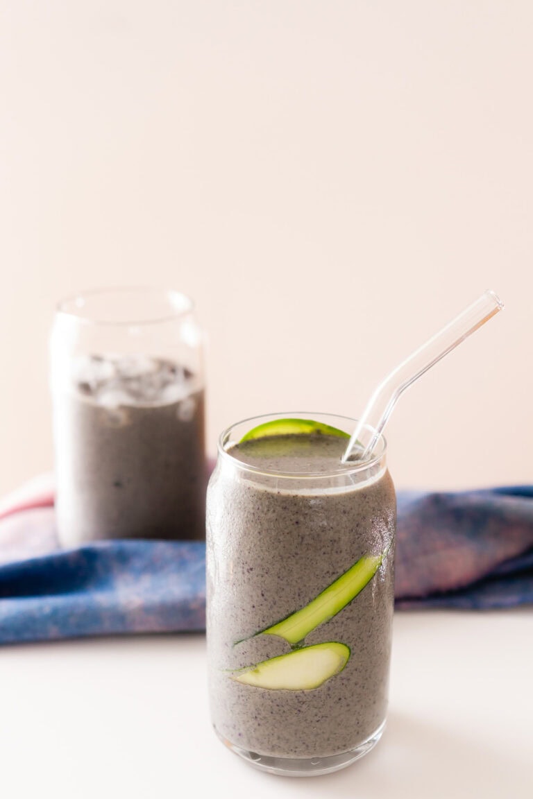 the most delicious tofu smoothie with black sesame