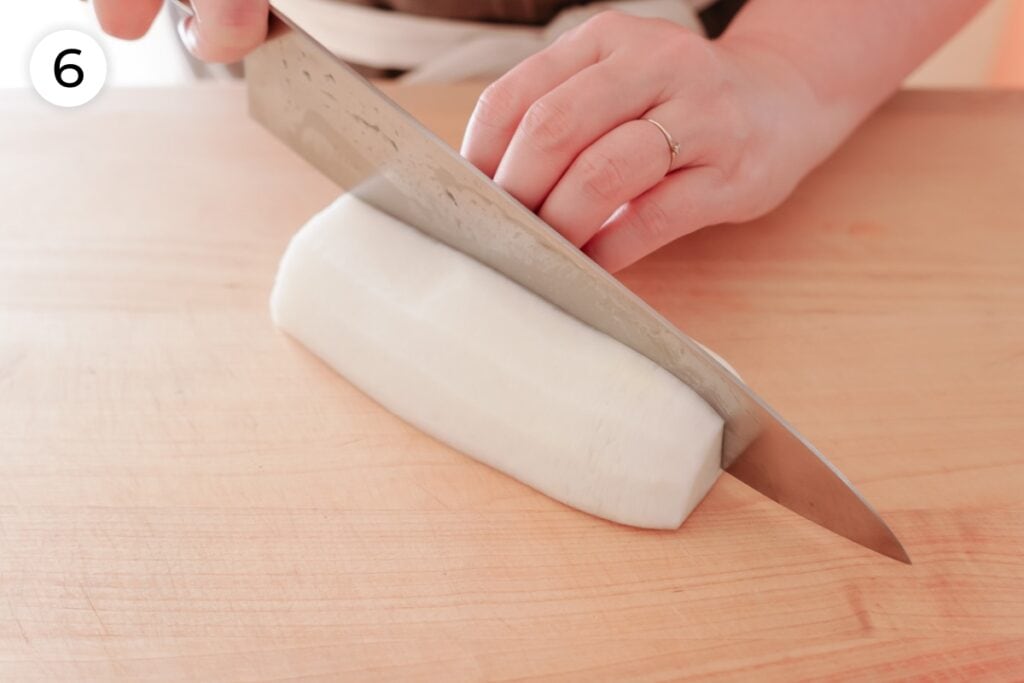 cozy daikon soup (Taiwanese soup from pork bones) 排骨蘿蔔湯