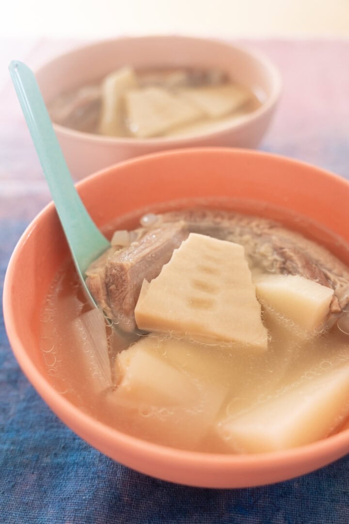 bamboo shoot soup (cozy Taiwanese soup)